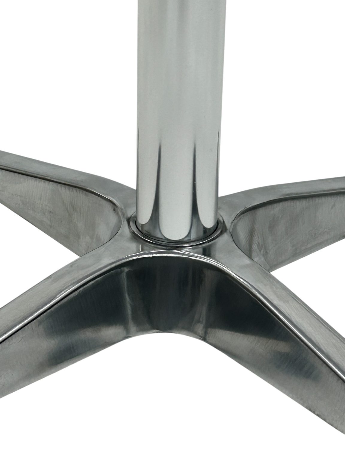 Aluminium Cafe Set - Round Table & 4 Chairs - BE Furniture Sales