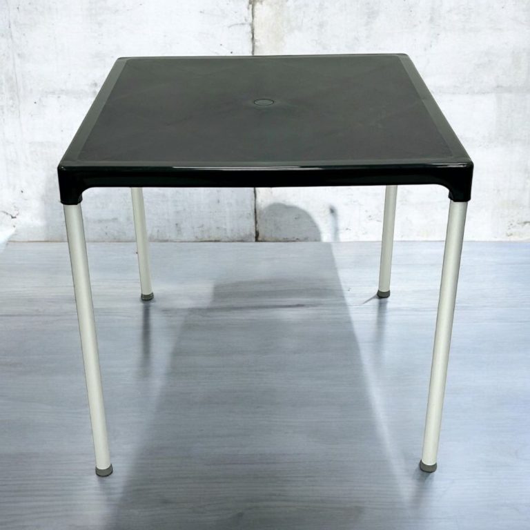 75cm Square Plastic Tables - Black or Grey - BE Furniture Sales