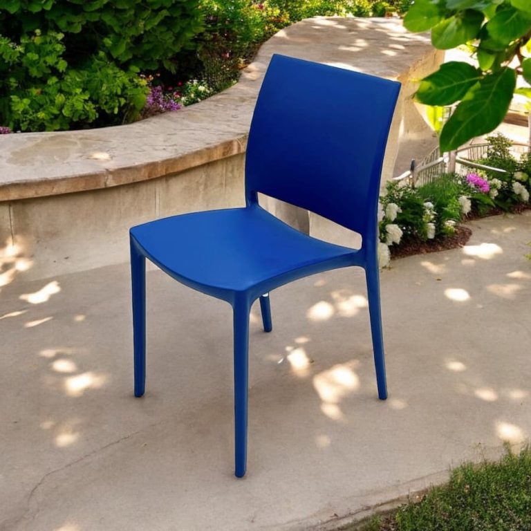 Our Top Five Plastic Cafe Chairs for 2025 - BE Furniture Sales